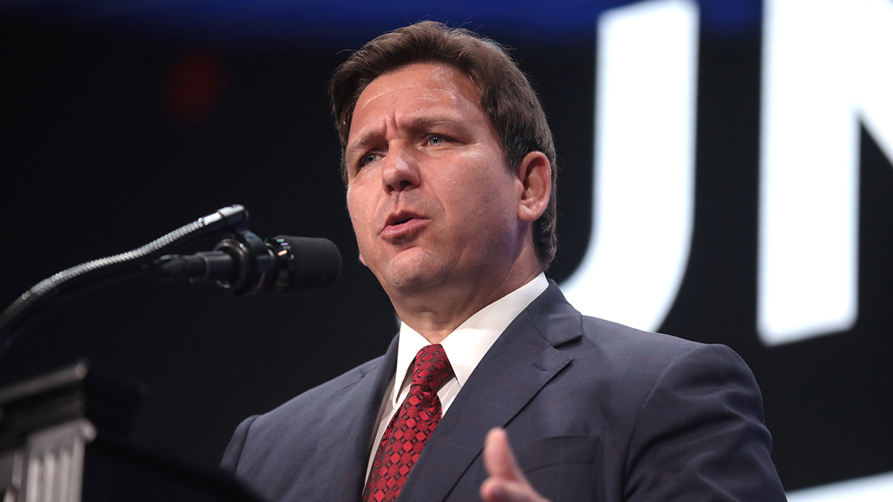 Chi è Ron Desantis? Il candiato alle primarie USA | Affarifinanza