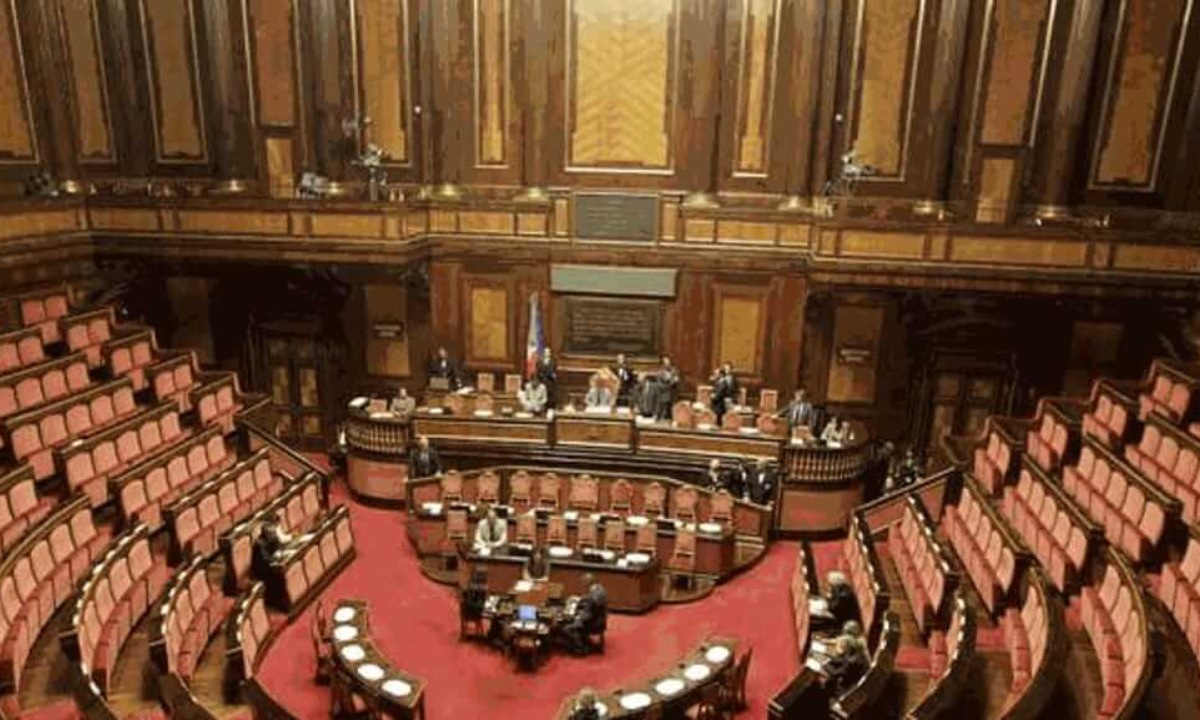 Quanto guadagna un senatore a vita al mese | Affarifinanza